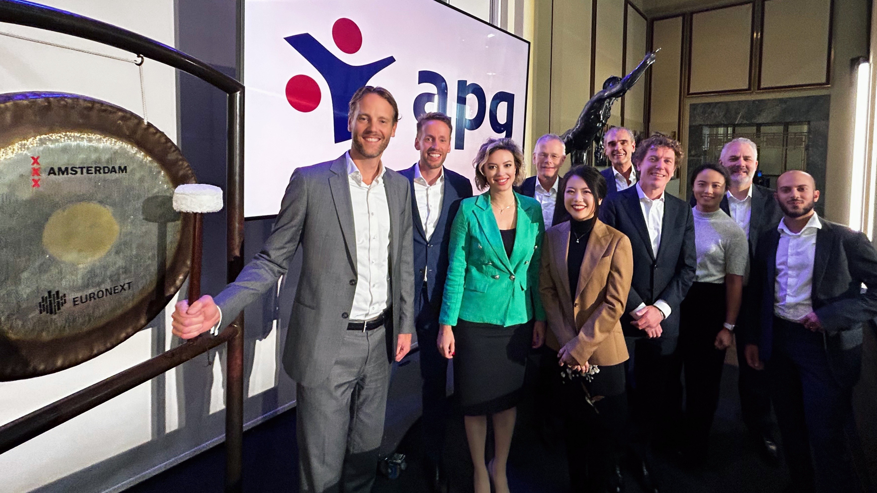 APG celebrates 25 years of investing in real estate | APG