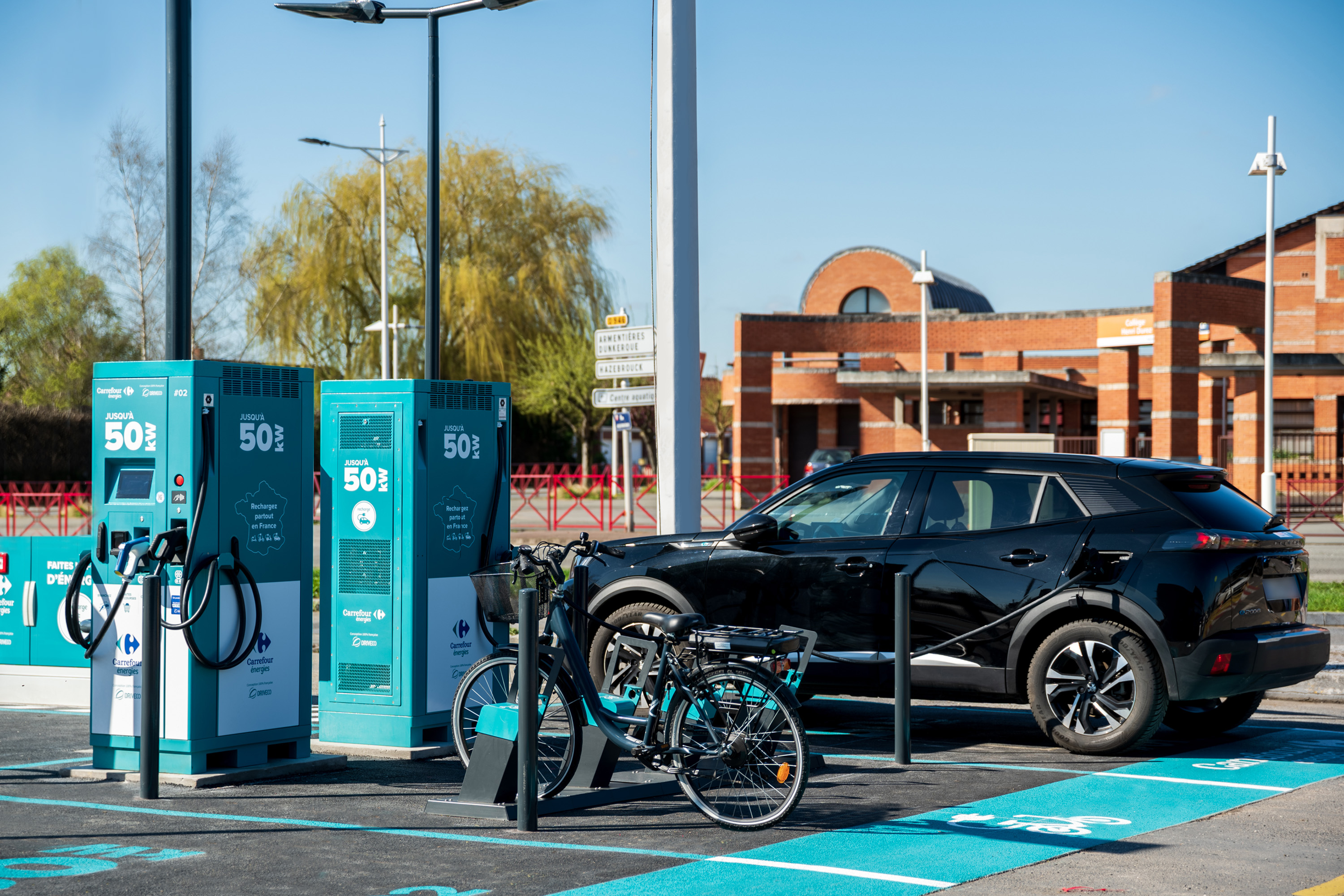 APG invests in electric vehicle charging infrastructure | APG