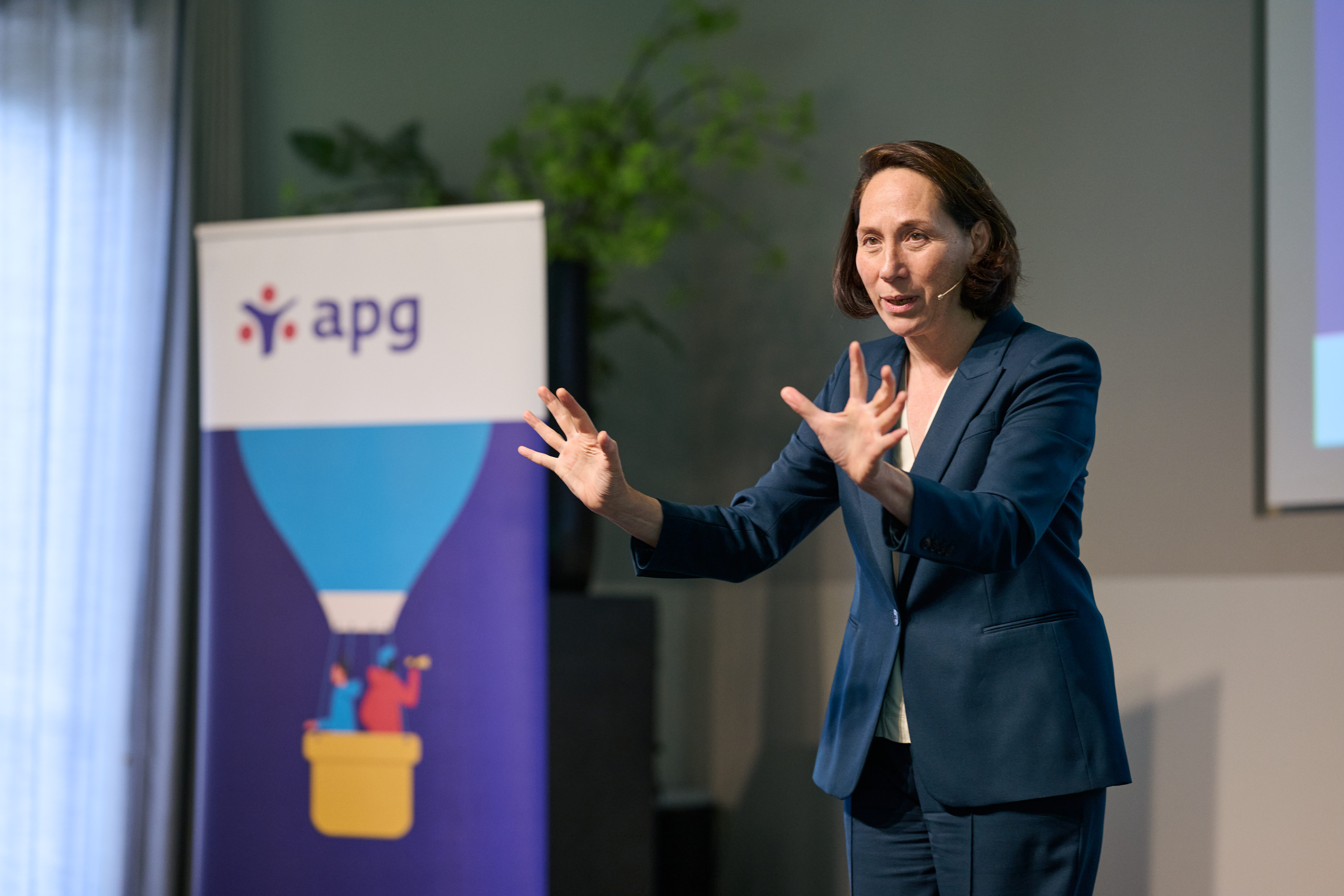 ‘Recht maakt plaats voor macht’ | APG